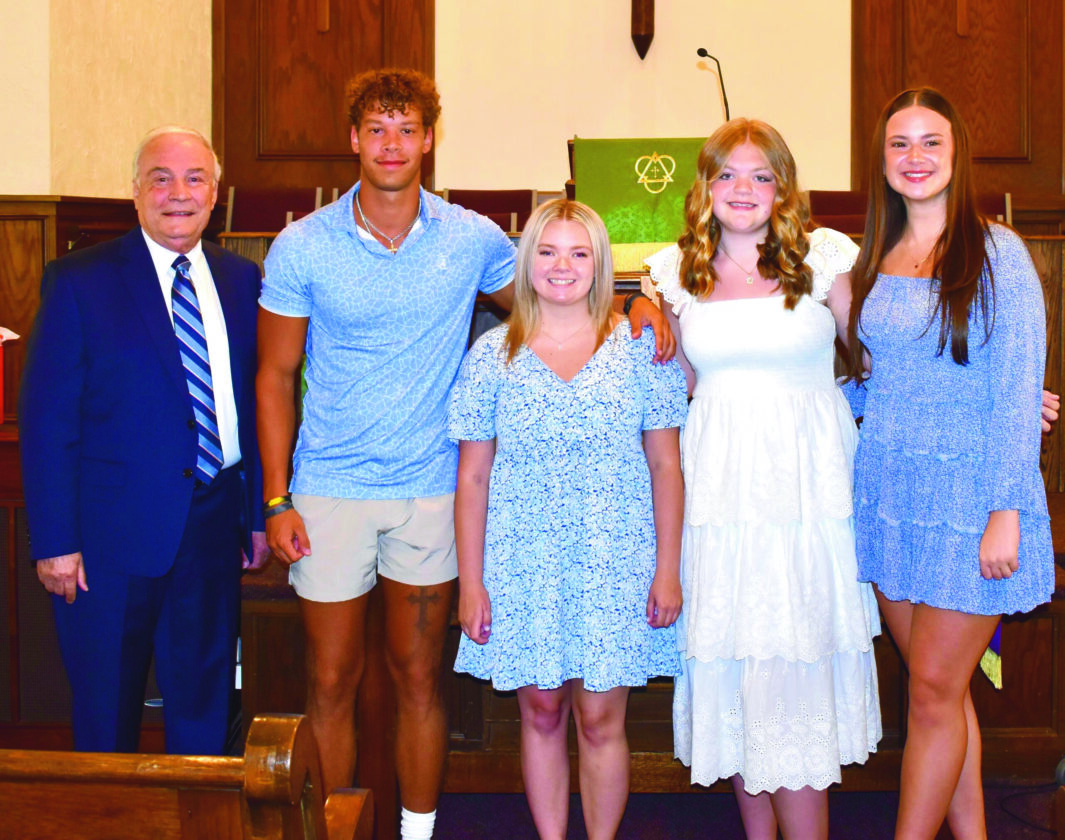 Graduates recognized | News, Sports, Jobs - Morning Journal